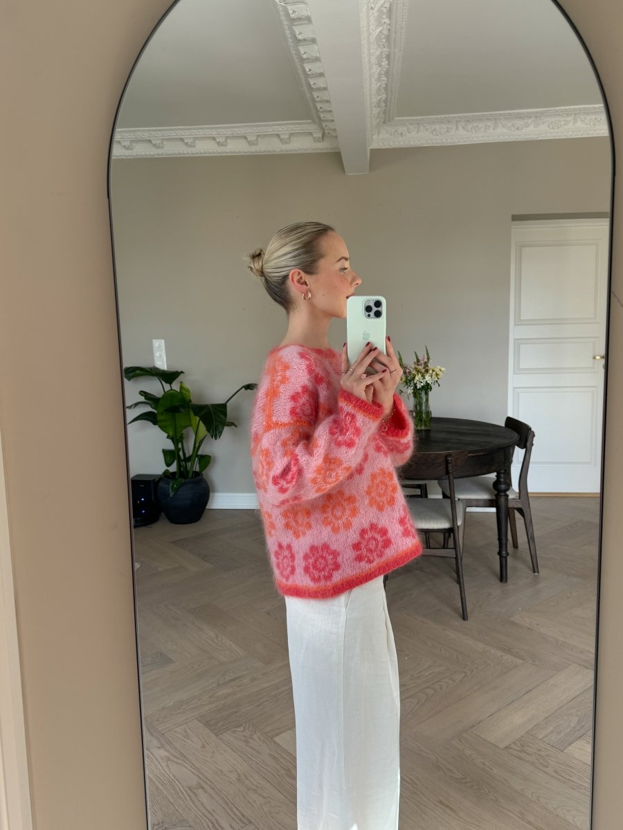 Mari Sweater // knitbyRoen | Milotté